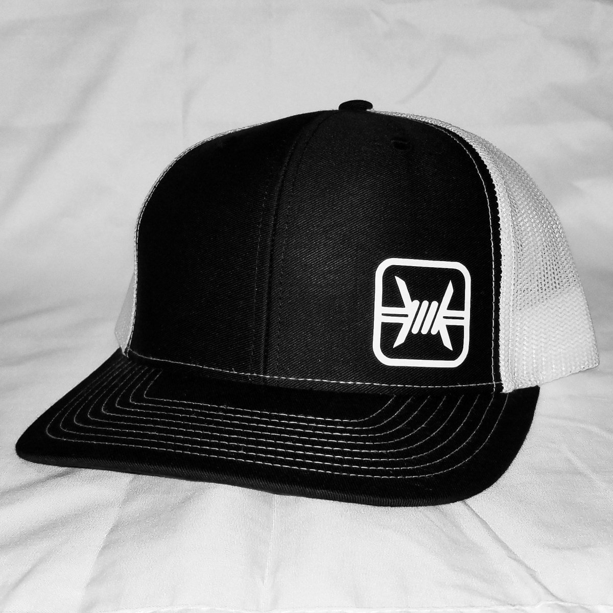 Barbed Wire Texas Peeps Cap | Black & White – Texas Peeps Hat Co.